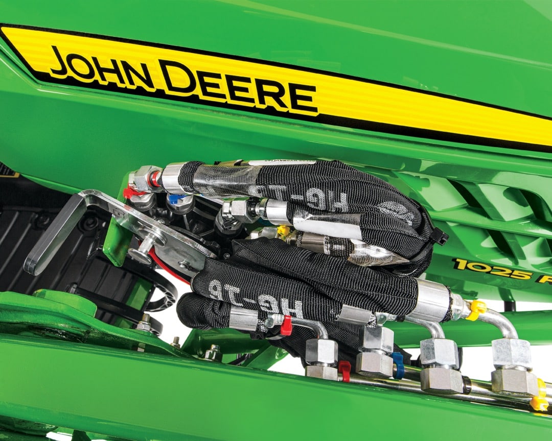 John Deere 1025R Compact Tractor with Loader and Backhoe - Minnesota ...