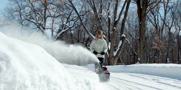 Snowblowers in Minneapolis - Minnesota Equipment